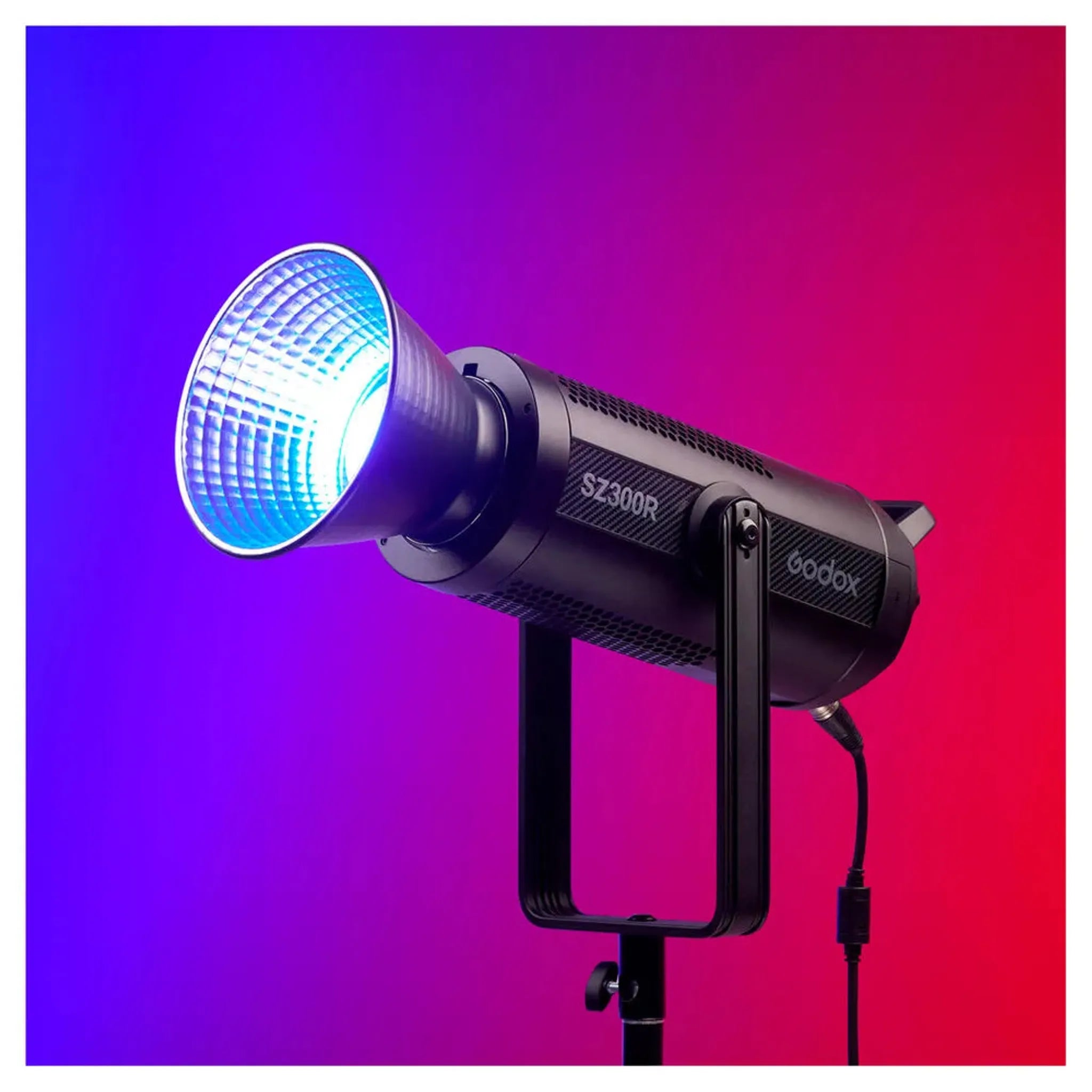 GODOX SZ300R RGB ZOOM 330w LED LIGHTUN3091 | Dragon Image – Dragon ...